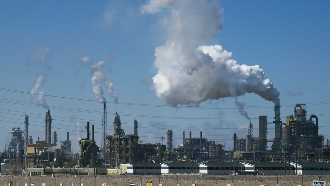 India weighs Canadian crude imports as supply tightens
