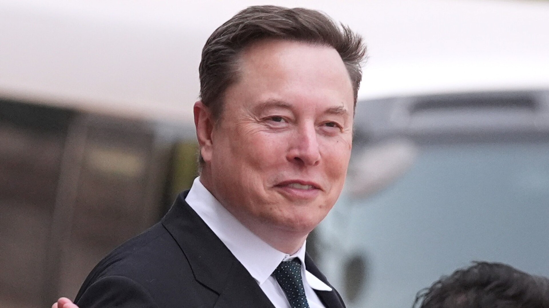 Elon Musk becomes the world’s first trillionaire following SpaceX’s ...
