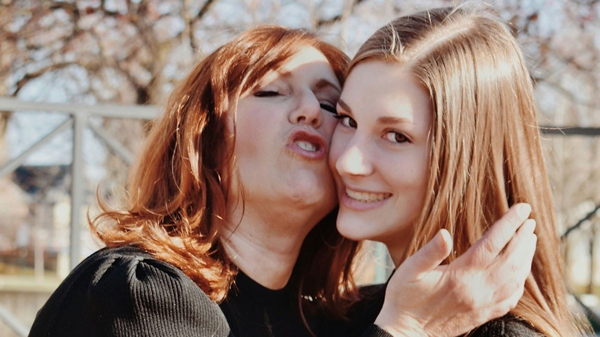 30 extreme examples of helicopter parenting shared online
