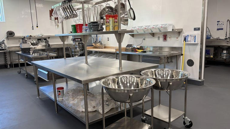 District's new kitchen aims to feed healthier, tastier meals to ...