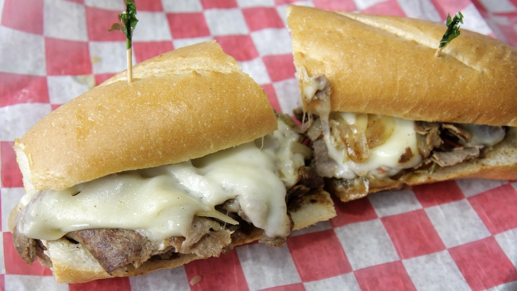 14 regional American foods and their histories