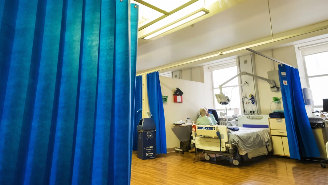 11 hospital etiquette mistakes to avoid