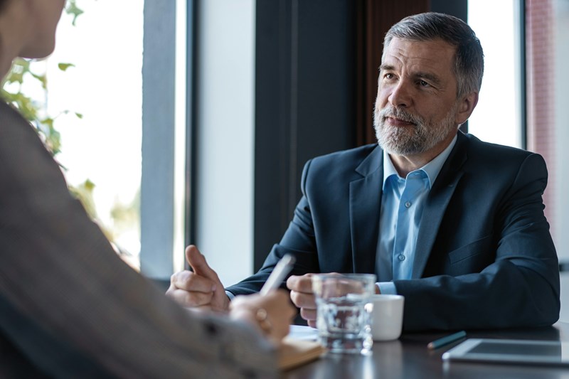 Employee quits after making his manager $1.8 million in commissions and ...