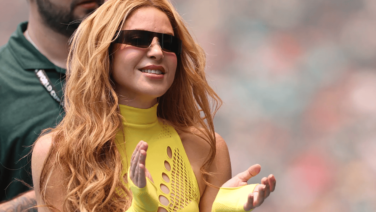 World Cup: The truth behind the 'fake Shakira' that has the internet ...