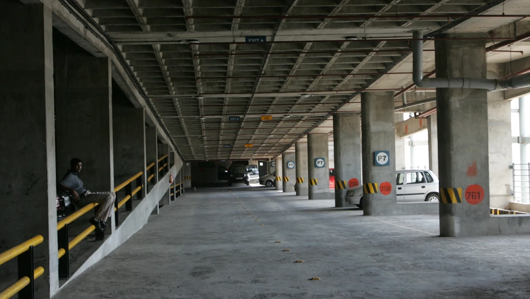 Parking lift shortage stalls Mumbai home handovers