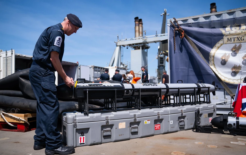 RFA Lyme Bay reaches Cyprus ahead of possible Iran mission