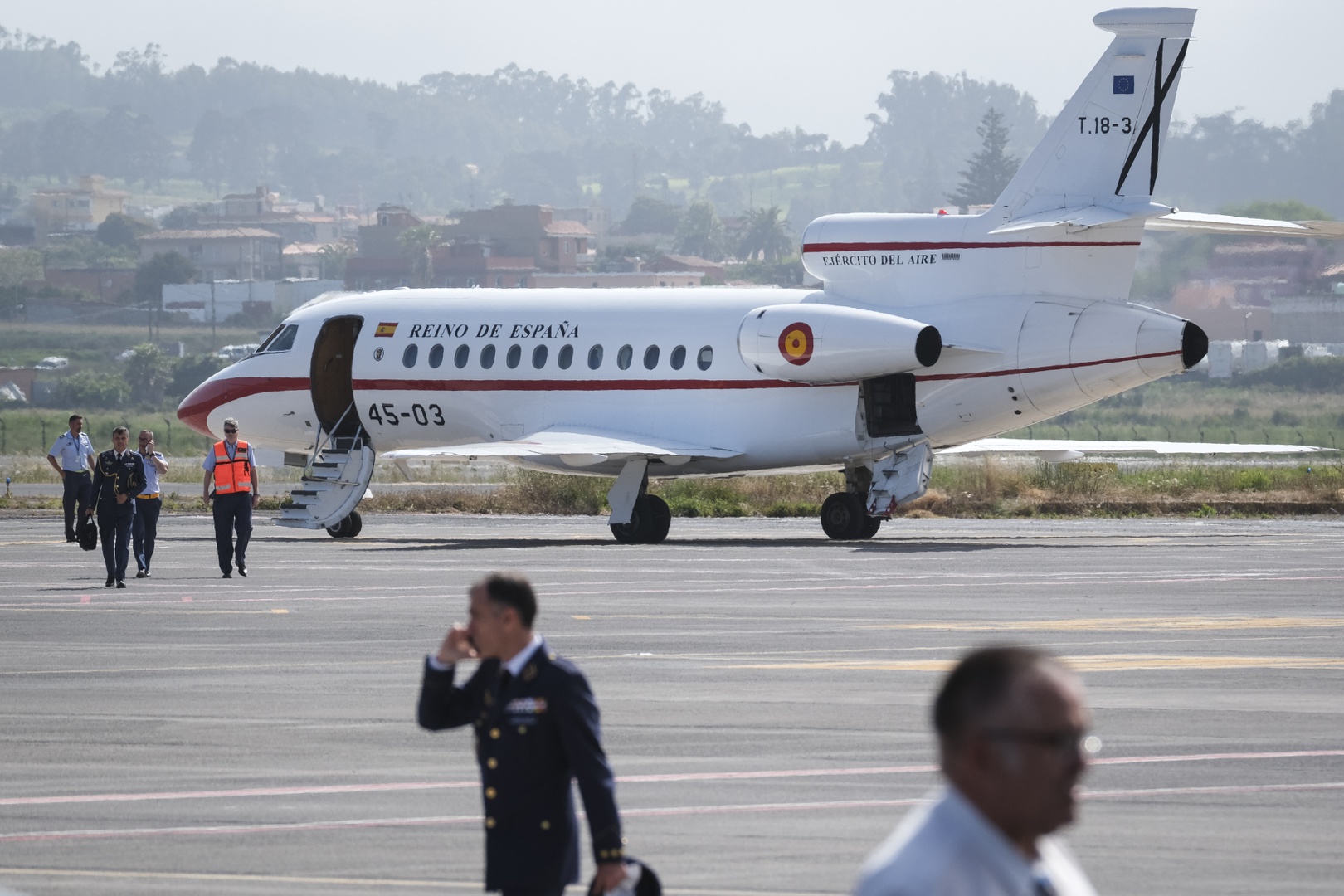 Nos hemos quedado sin rueda de prensa: la crónica dentro del avión ...