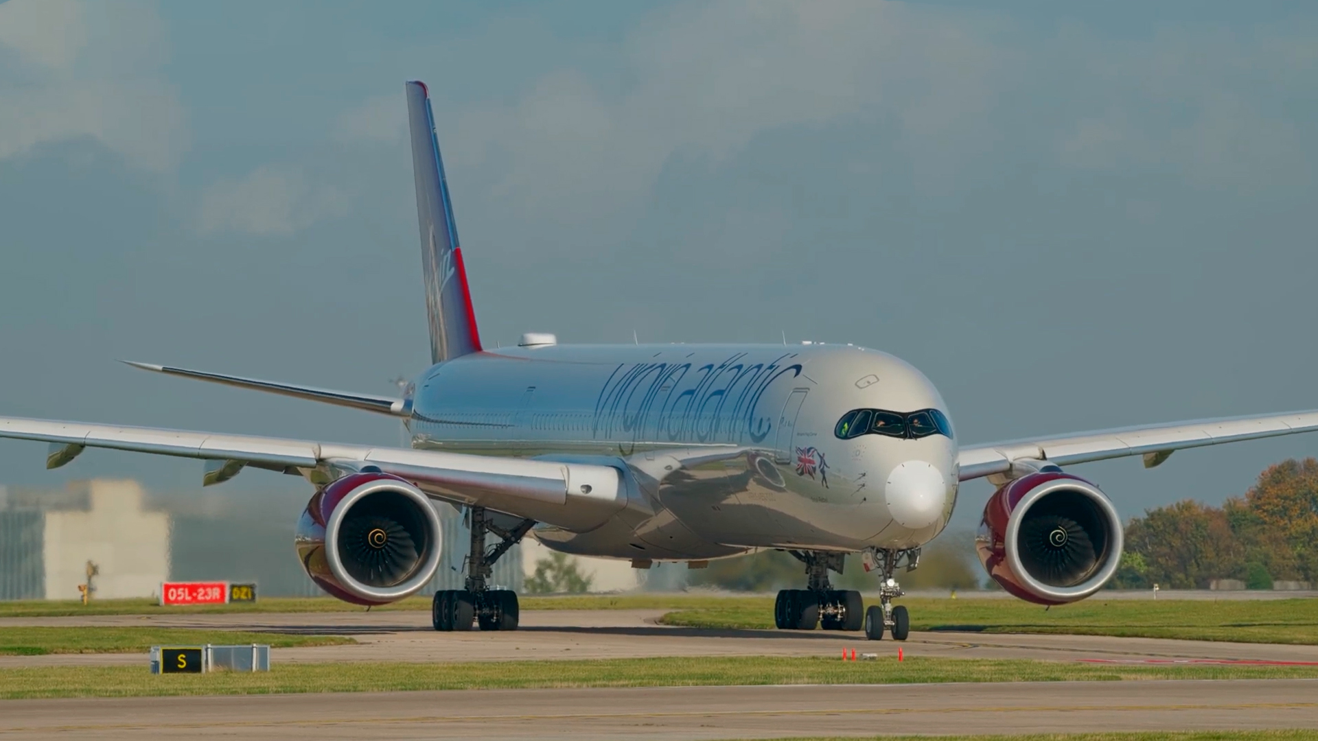 Empty A350-1000 rockets off the runway