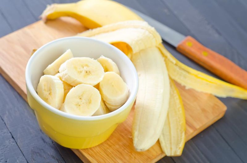 17 everyday snacks that offer more than a fancy energy bar