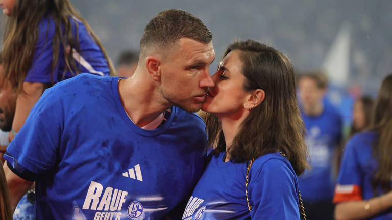 Who is Edin Dzeko's wife? Meet actress Amra Silajdžić, their children ...