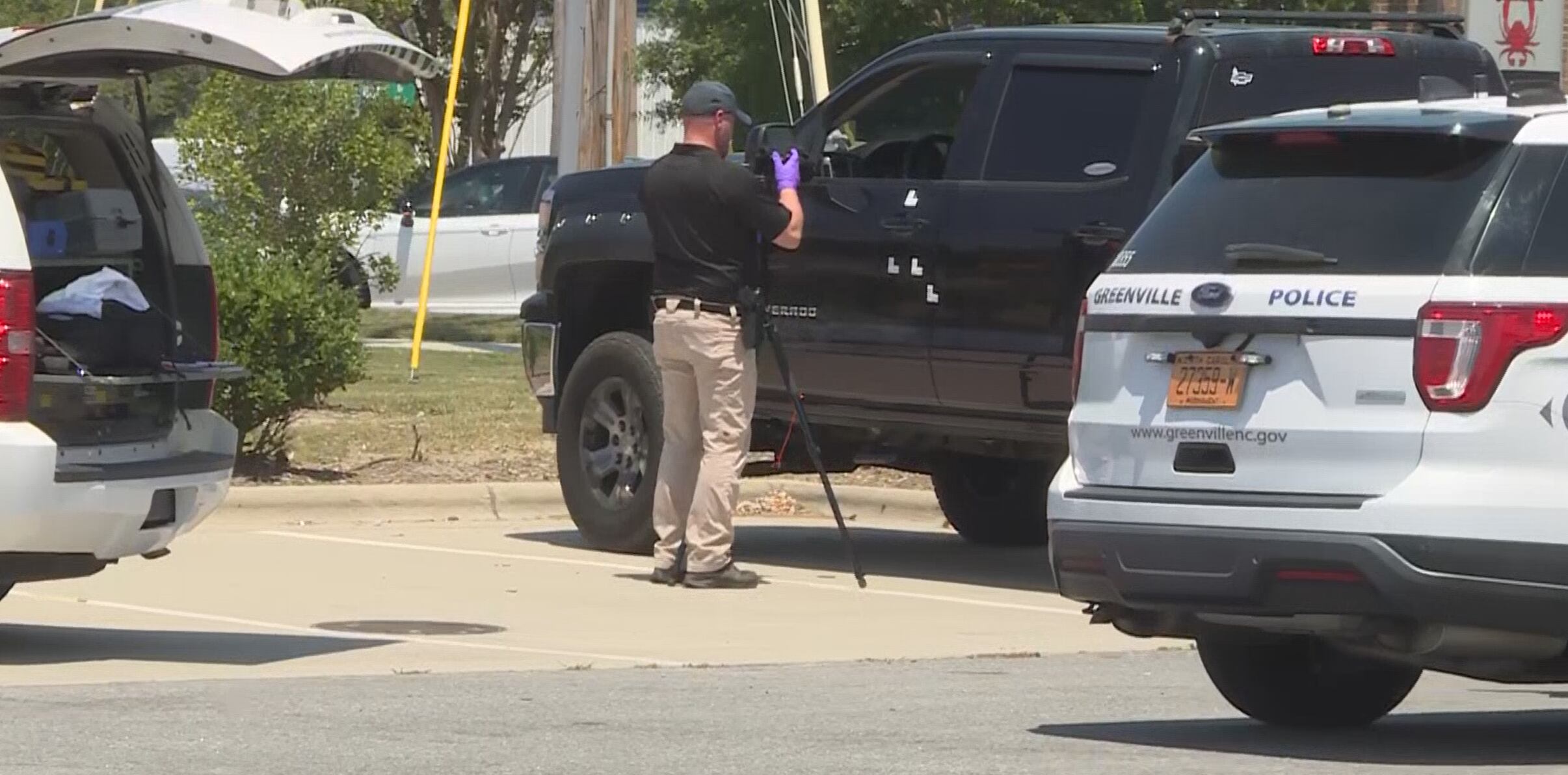 Greenville investigating at gas station after man wounded by gunfire