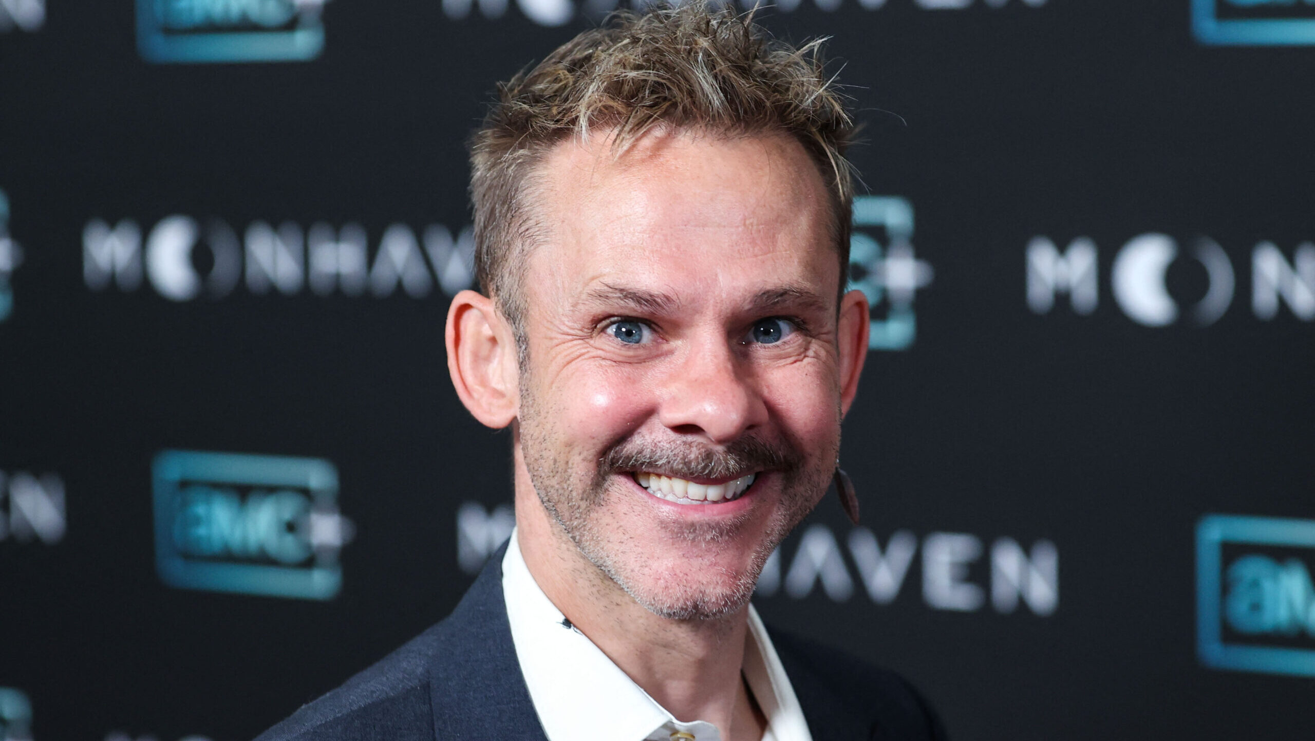 Lord of the Rings actor buys whimsical, hobbit-inspired cottage in ...
