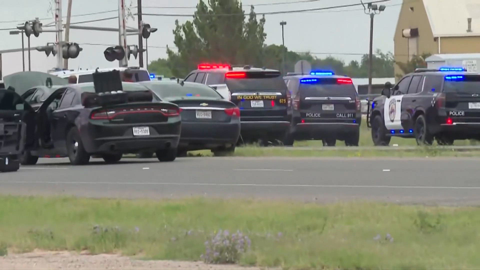 One killed, 10 hurt in Texas mass shooting