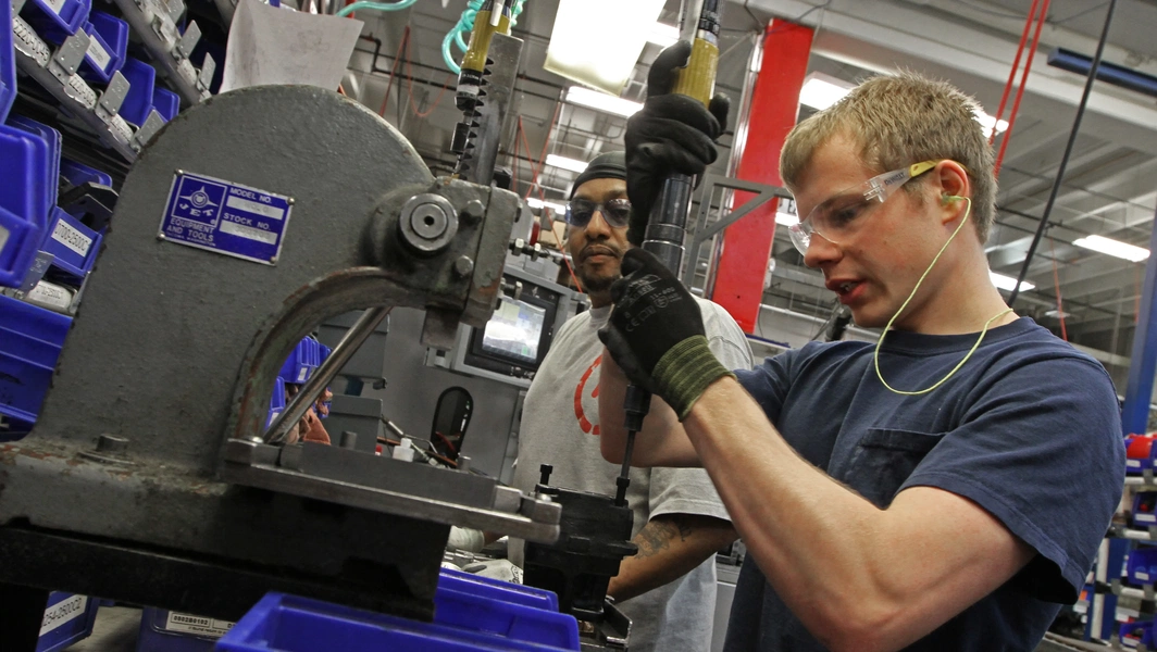 13 states with the steepest manufacturing job losses