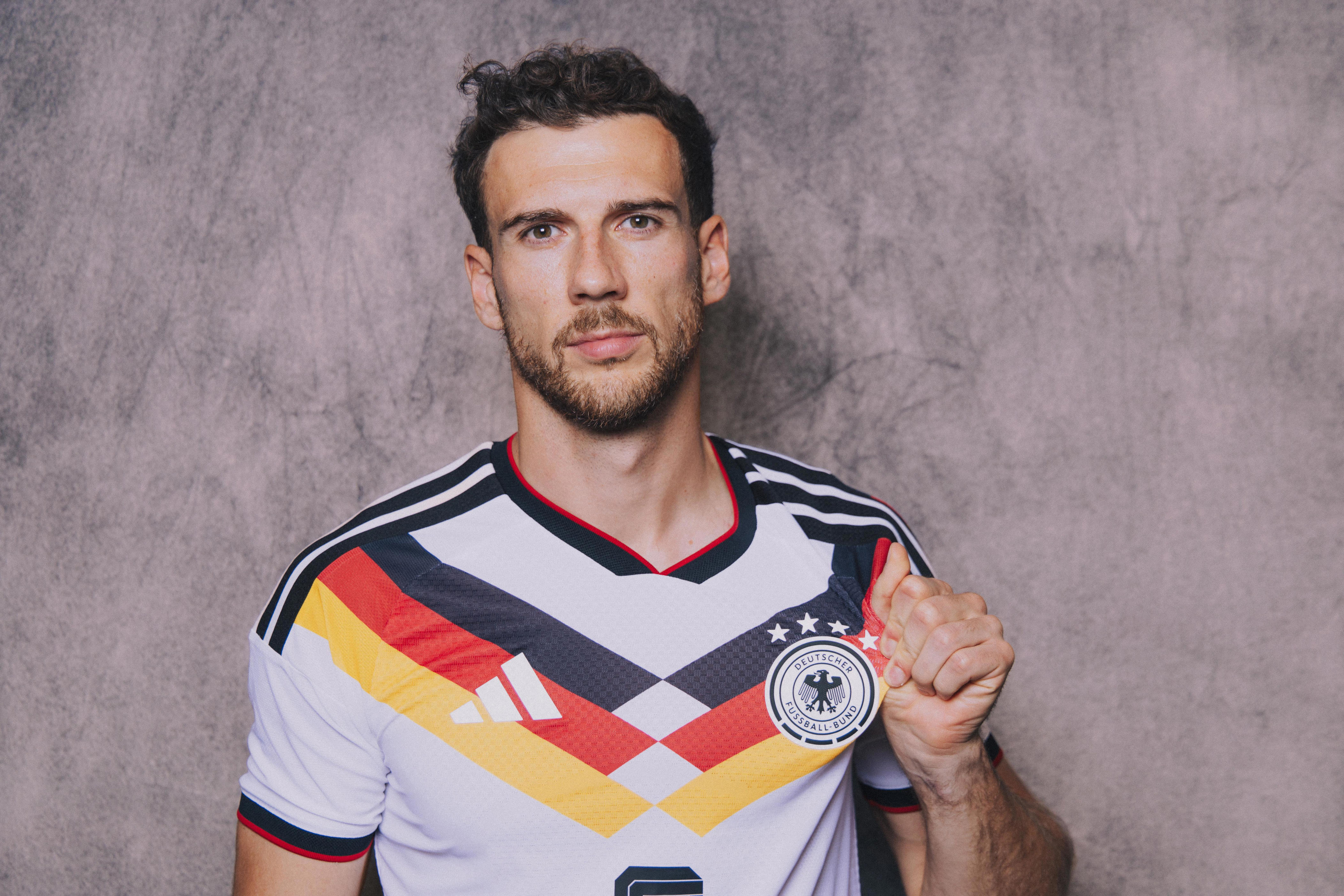 Bayern Munich’s Leon Goretzka talking to the Chicago Fire