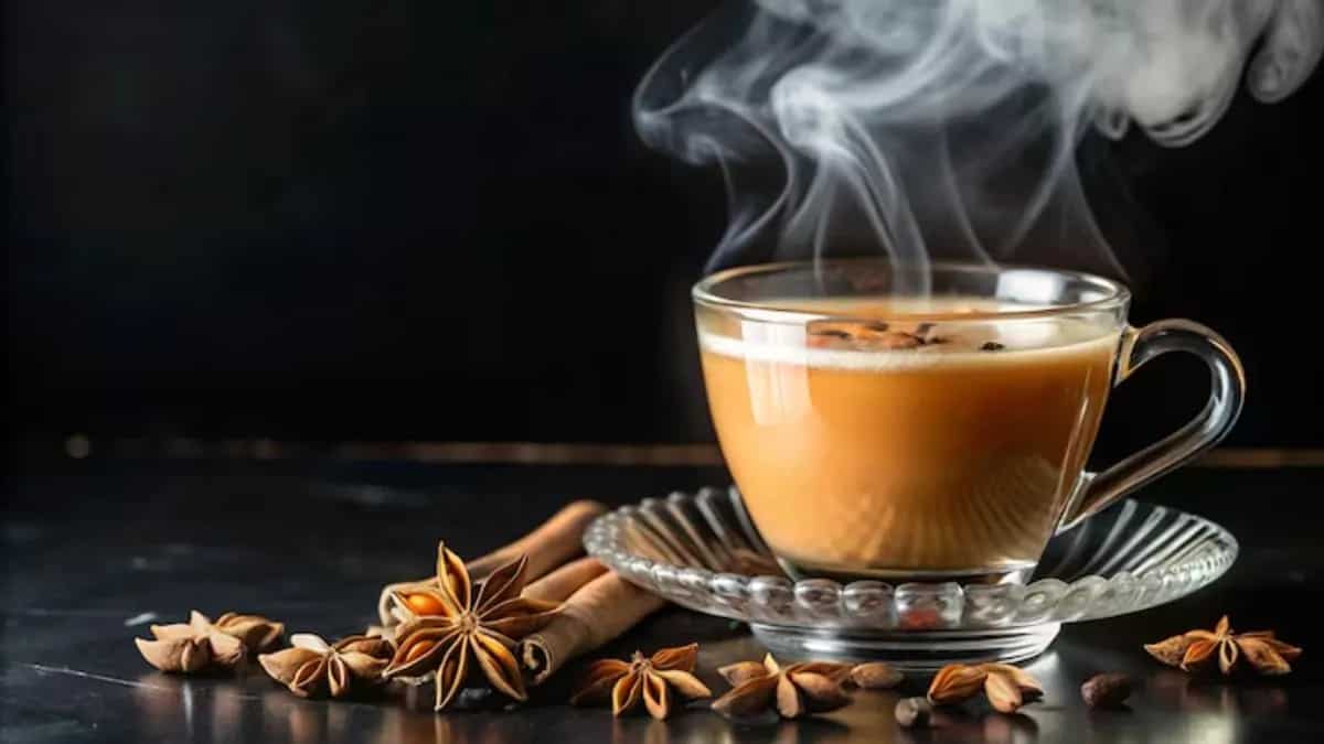 Why drinking hot tea in summer isn’t a bad idea