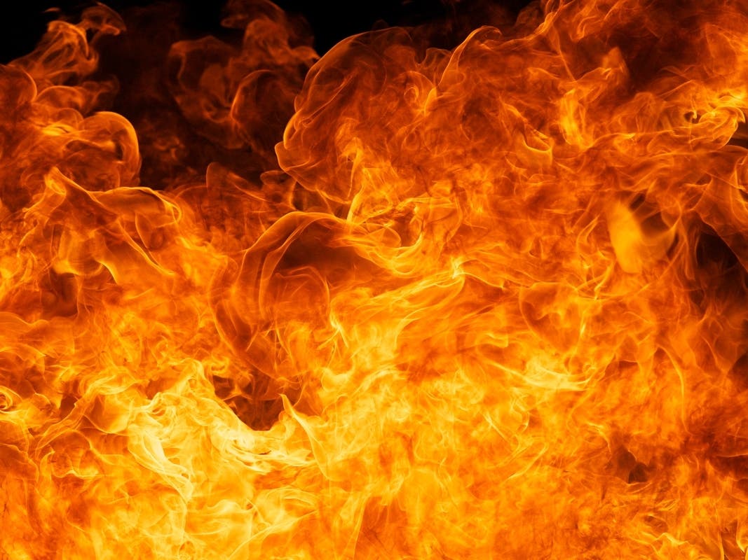 Blaze burns at Woodstock townhouse