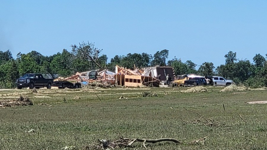 Marshall County farmhouse hit by tornado, barns destroyed but no one hurt