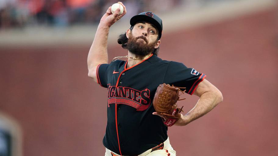 Giants call up Ryan Walker to replace Carson Seymour in bullpen