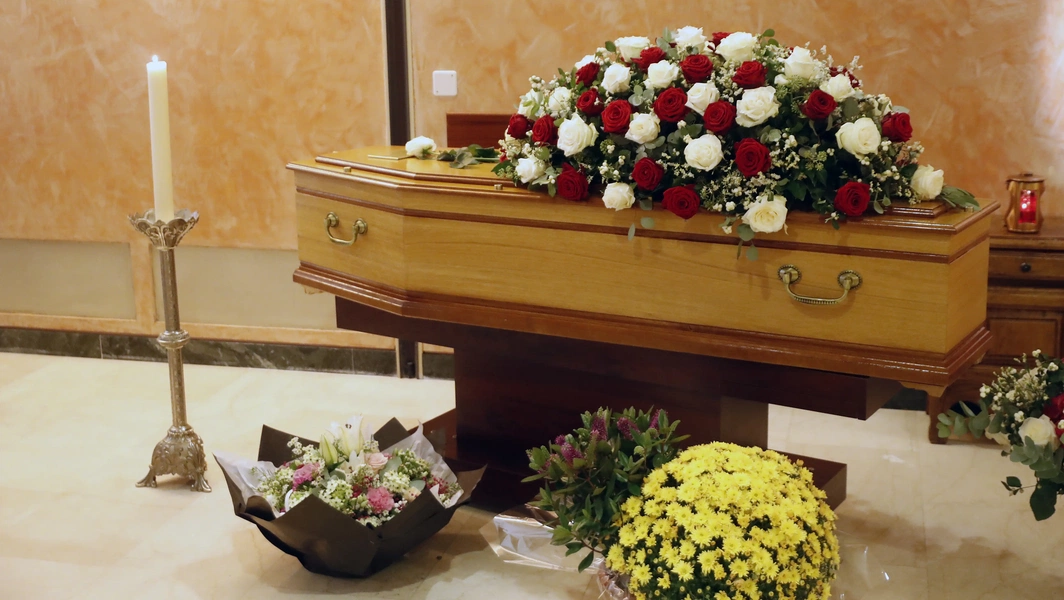 8 traditions fading from American funerals