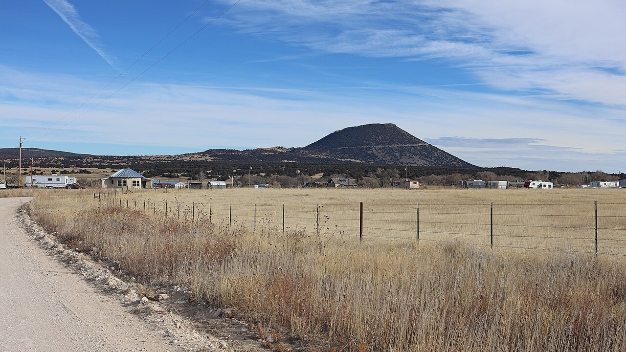 You can drive straight to the top of an extinct New Mexico volcano and ...