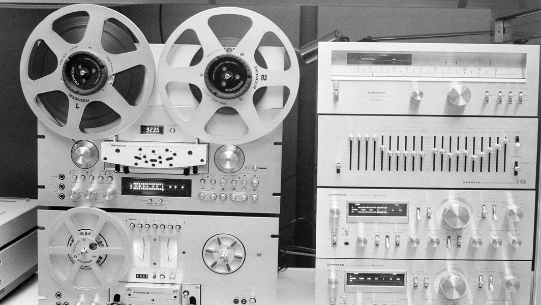 5 iconic vintage hi-fi components