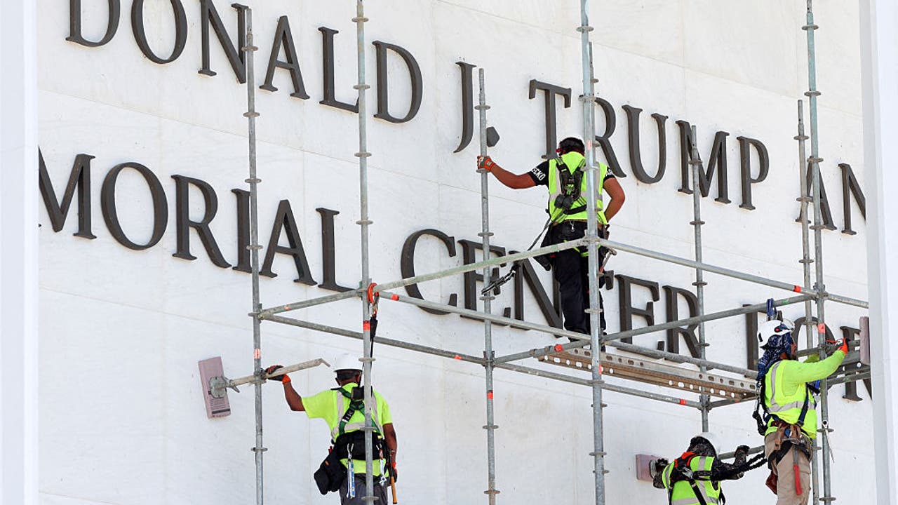 Crews prepare to remove Trump's name from Kennedy Center after judge ...