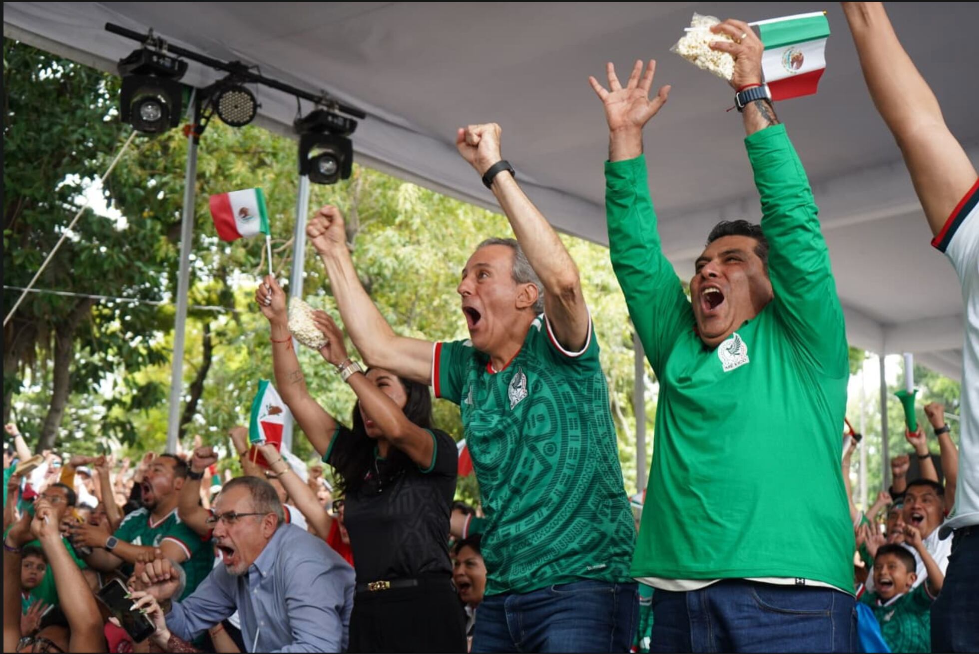 Convive Pepe Chedraui con poblanas y poblanos en la inauguración de la ...