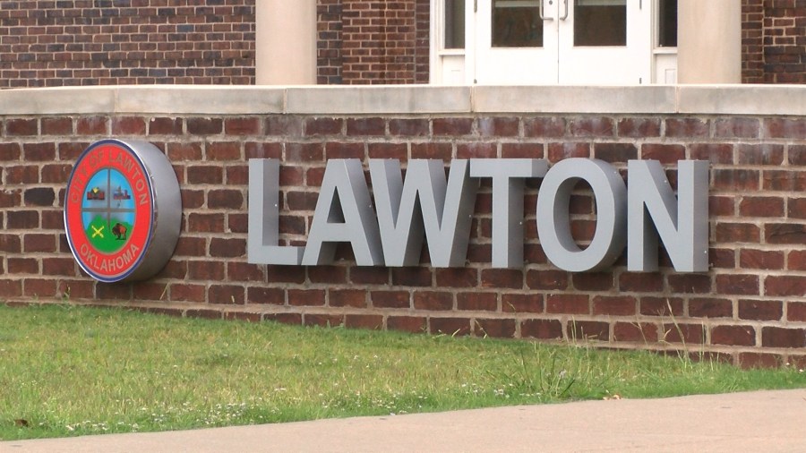 Lawton honors Dunbar Elementary School with a memorial