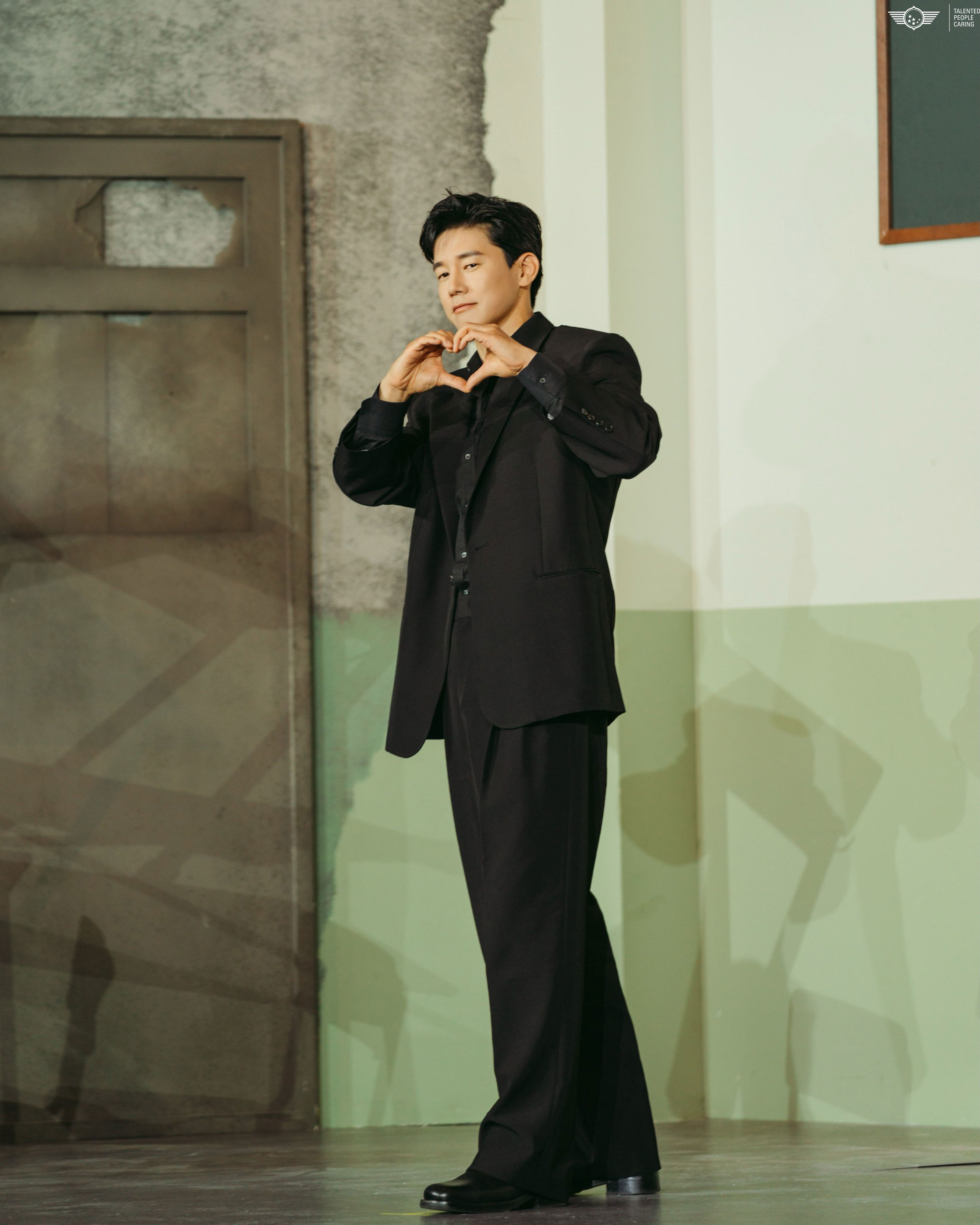 8 things to learn about 'Teach You a Lesson' actor Kim Mu-Yeol