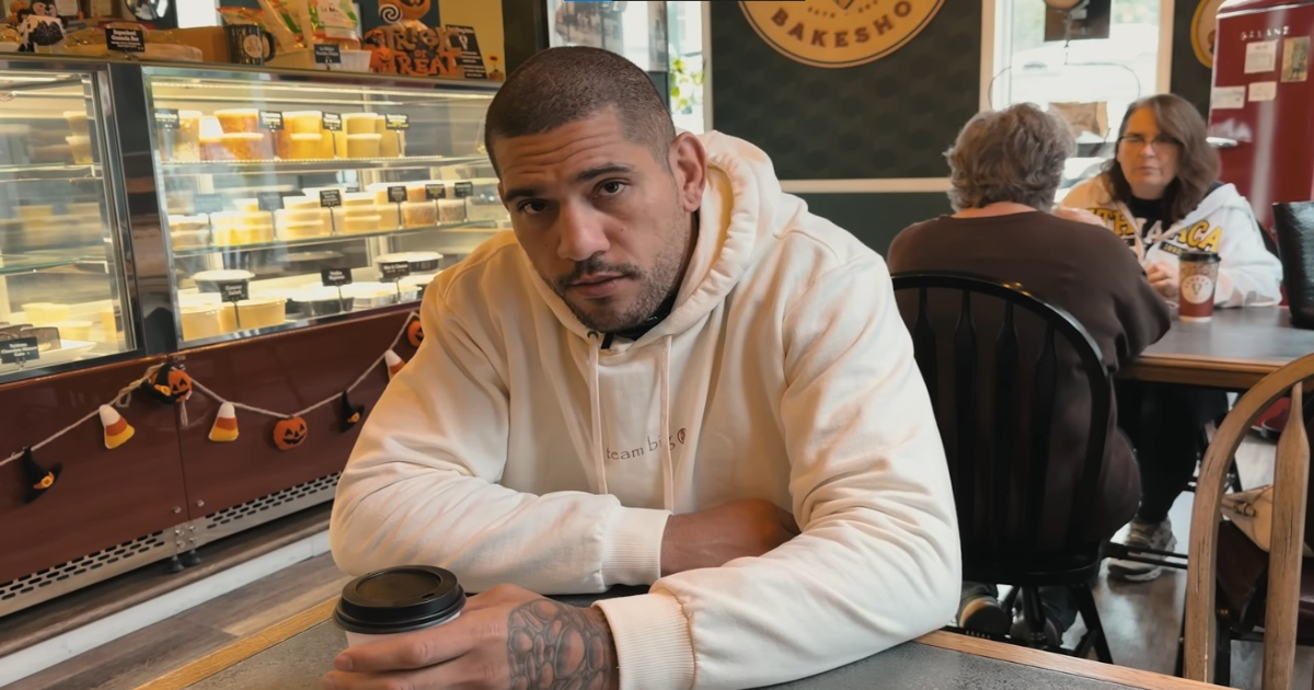 Is Alex Pereira married? Inside the UFC Freedom 250 icon and former ...