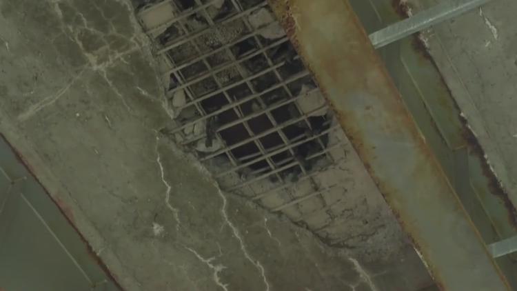 Lane closures on US 131 near LMCU extended due to pothole repair