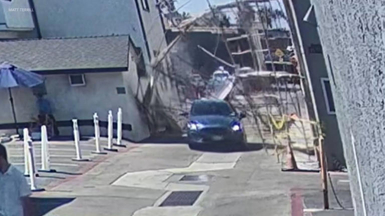 Alleged DUI driver plows car into SoCal construction scaffolding ...