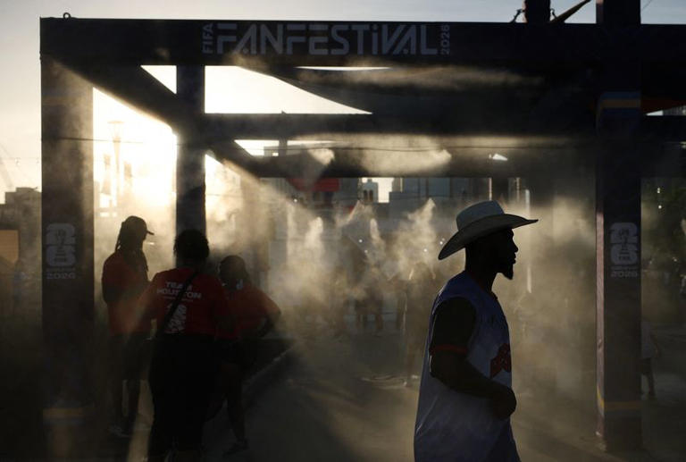 Soccer-spotlight on US as it takes its turn as World Cup hosts