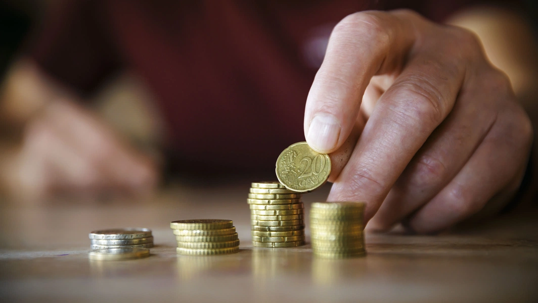 15 outdated money-saving habits that may cost you