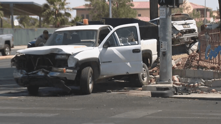 2 hospitalized with non-life-threatening injuries, crash Jones and Oakey