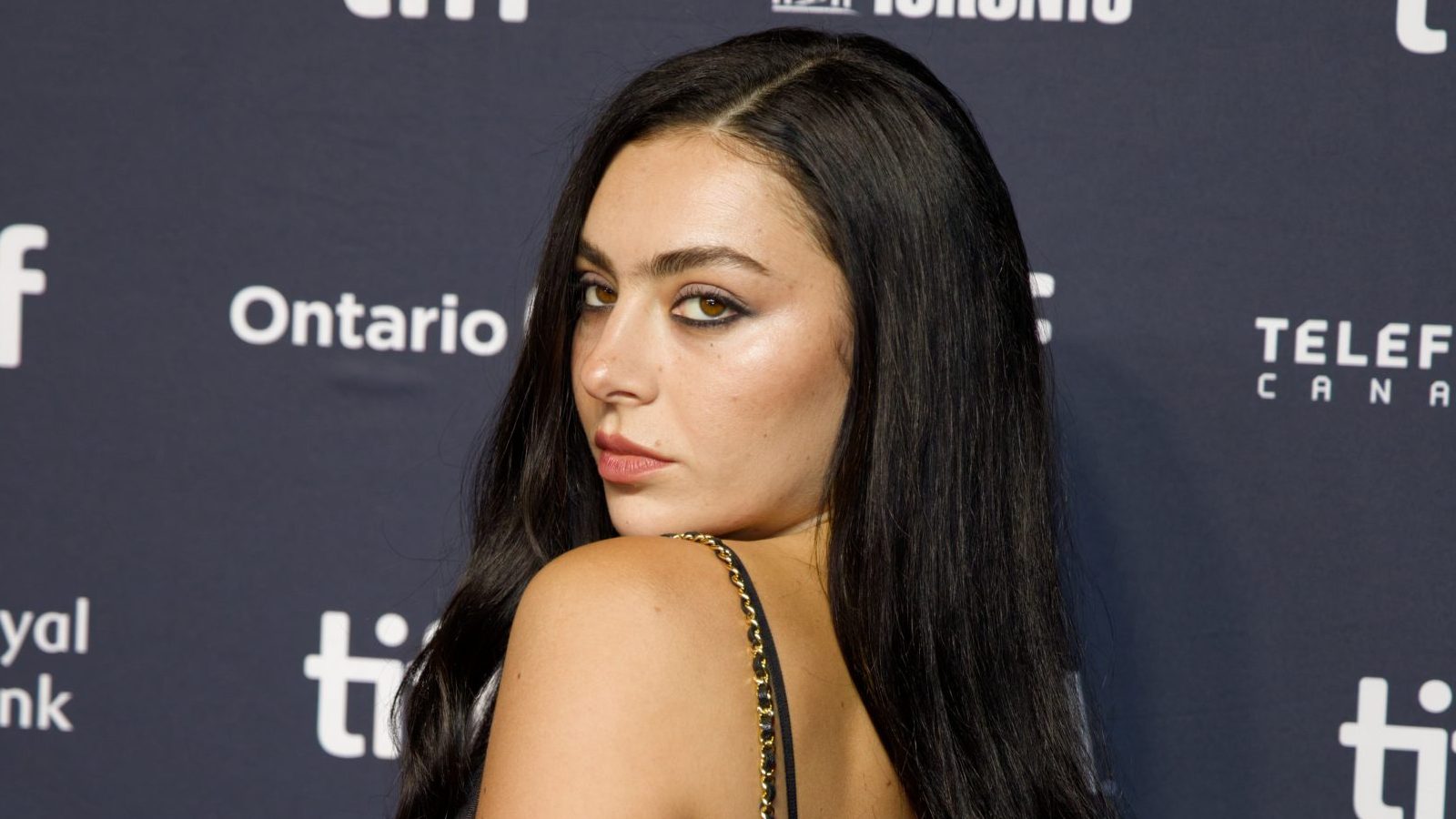 Celebrities who had the world in a chokehold