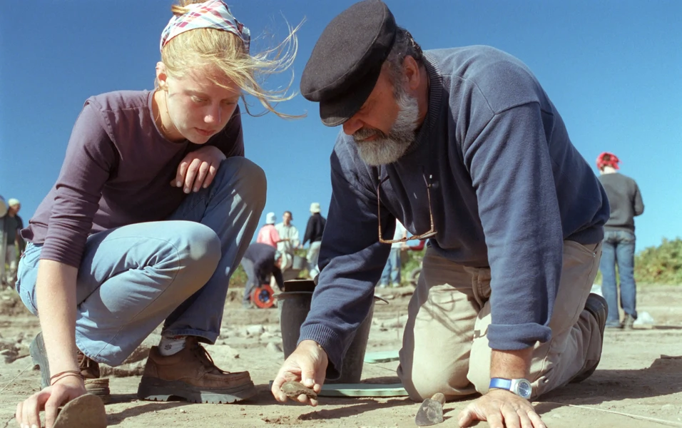 6.05M-year-old Crete footprints rewrite human evolution timeline