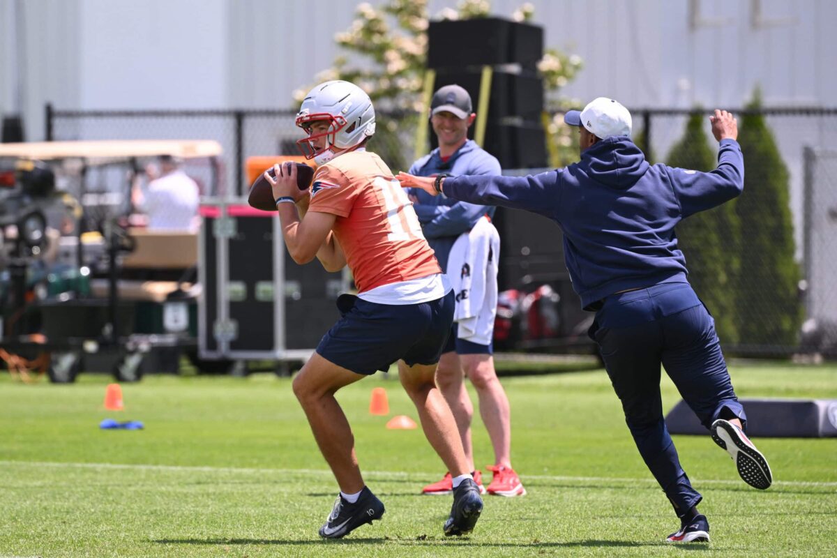 Breaking: Mike Vrabel stops practice after Drake Maye goes down on ...
