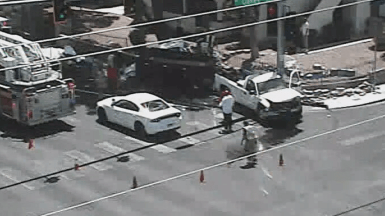 2 hospitalized with nonlife-threatening injuries, crash Jones and Oakey