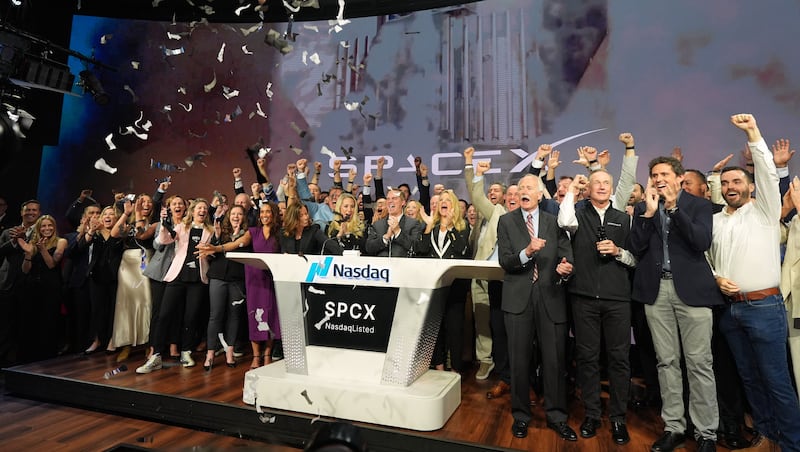 SpaceX rocks public market debut, stock pop drives new $2.1T valuation