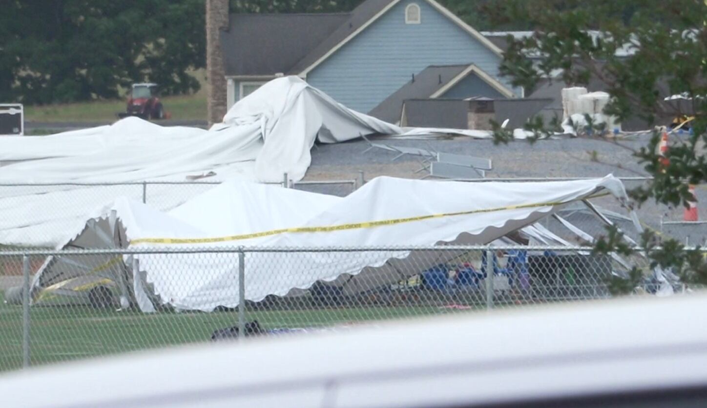 One person dead after tent collapses at Moneta church