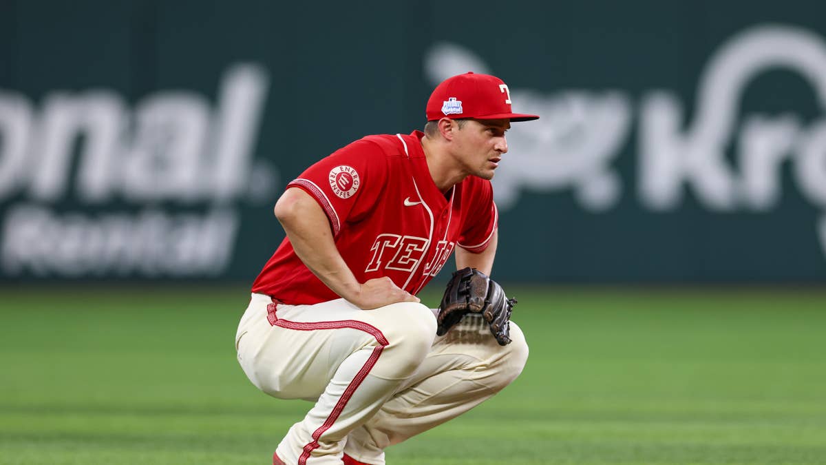 Corey Seager is day-to-day after collision; Rangers provide injury update