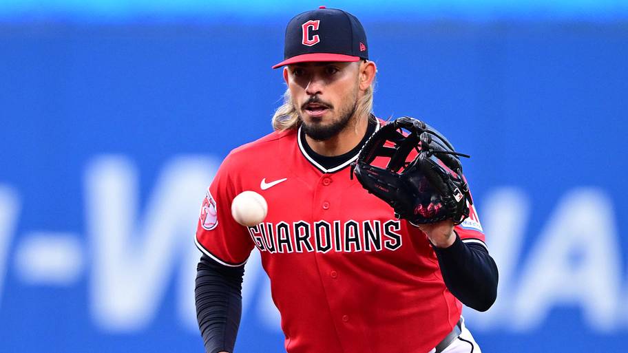 Gabriel Arias continues rehabbing, flashes flexibility with outfield ...