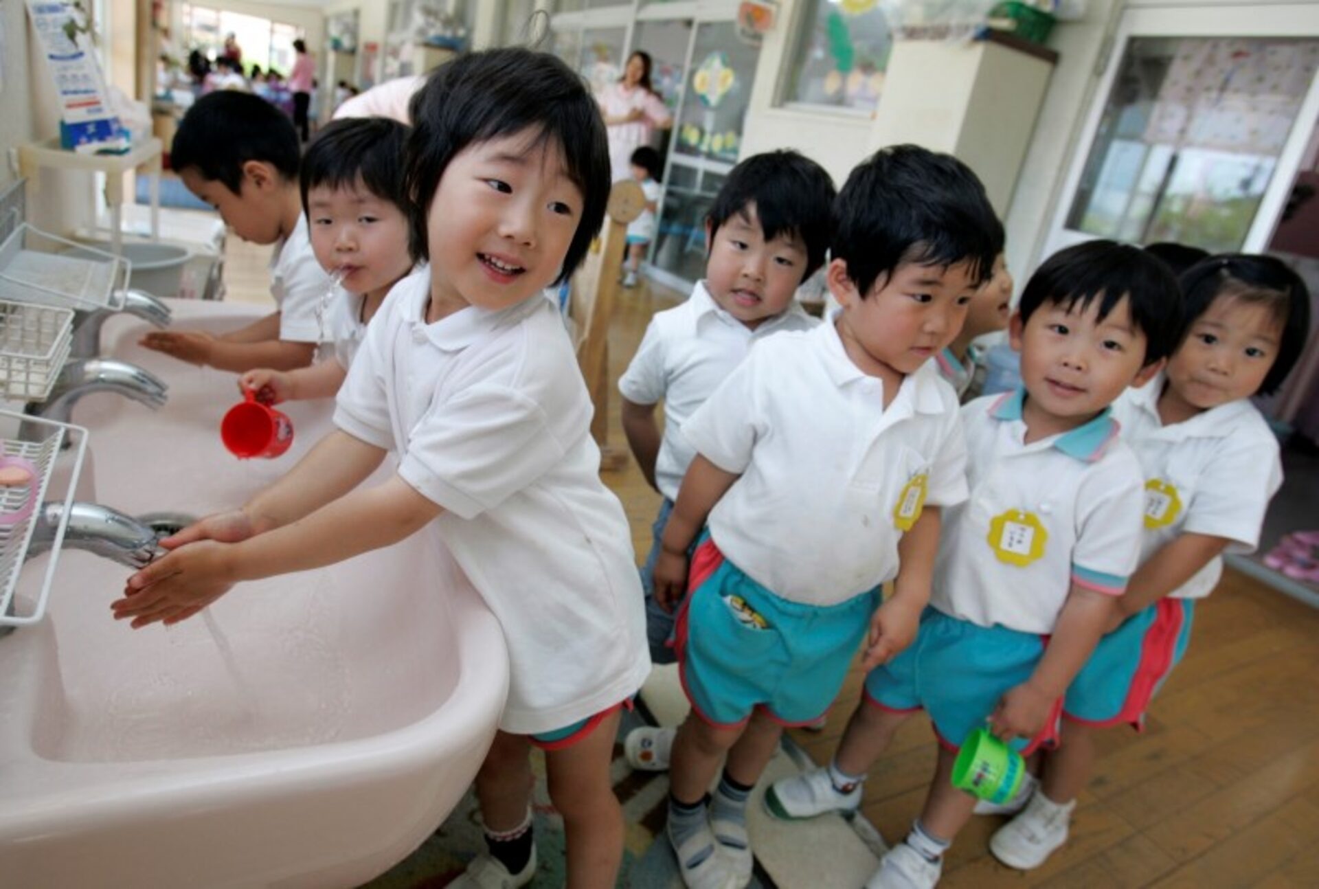 Ever-rising costs of raising children drive Japan's birth rate to its ...