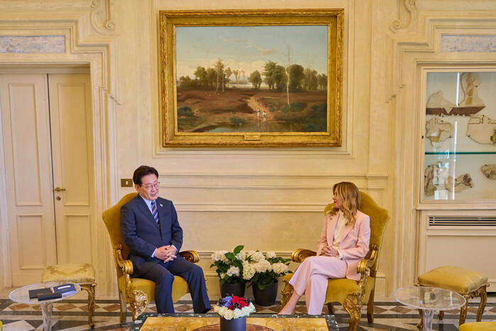 S Korea-Italy summit talks in Rome