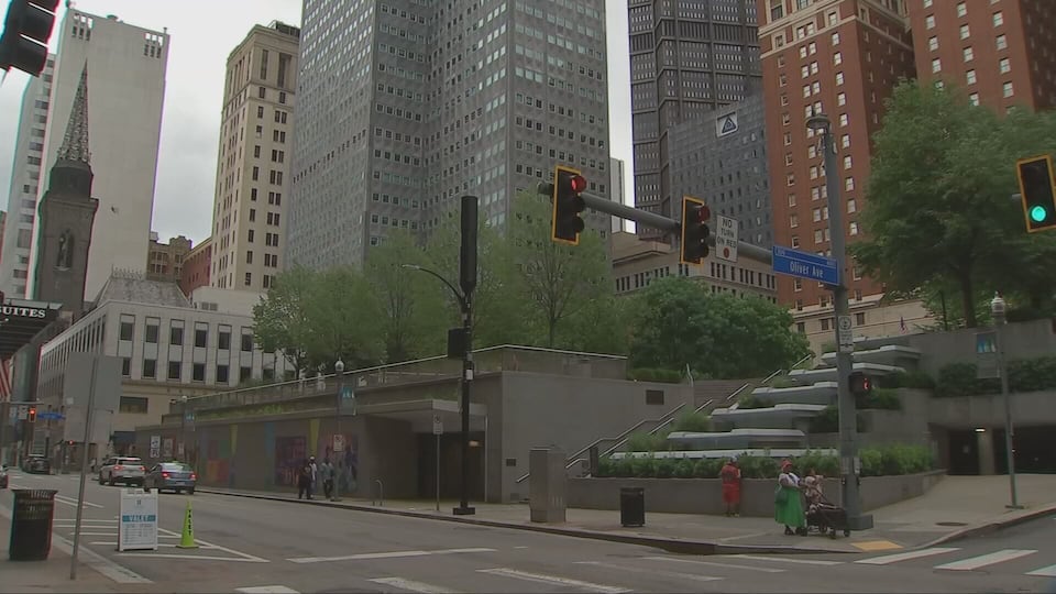 Pittsburgh receives $250K grant to use for upgrades to Smithfield Street