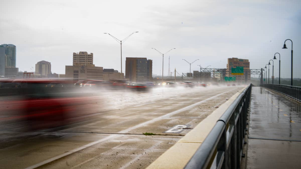 Severe thunderstorm watch targets I-95 corridor as 58 mph winds and ...