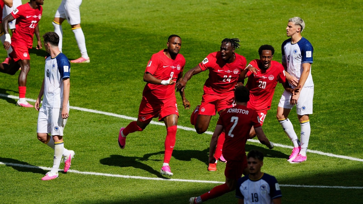 Cyle Larin rescues Canada as Bosnia deny co-hosts dream start to World ...