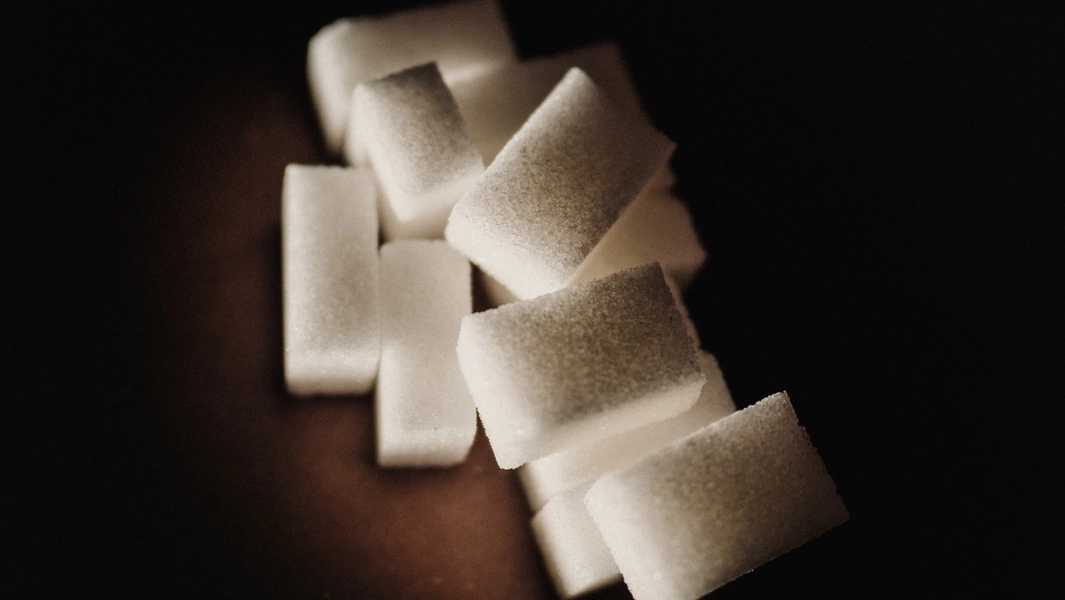 10 warning signs of excess sugar intake